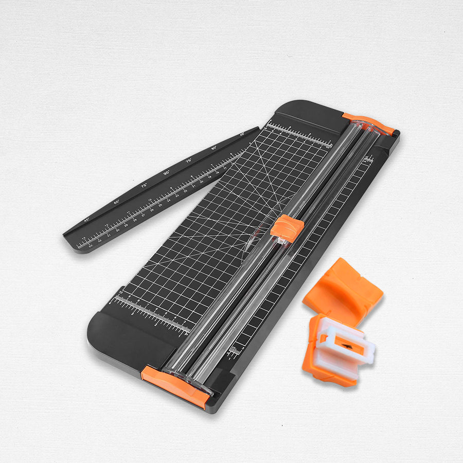 Paper Cutter Plastic Based(A4 size)